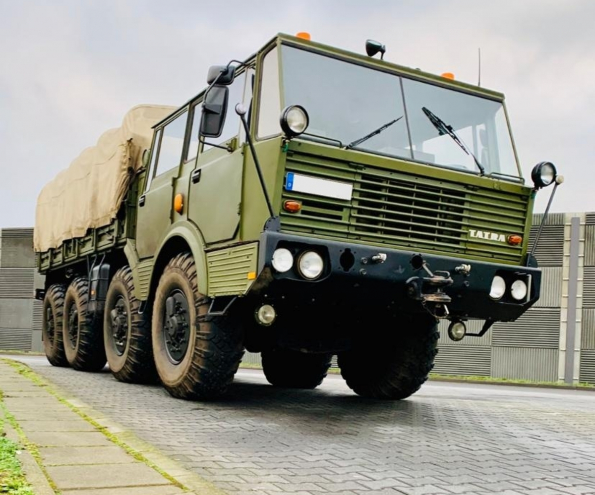 Tatra 813 8x8